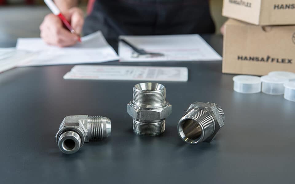 Adaptadores – Su socio de sistemas hidráulicos | HANSA-FLEX