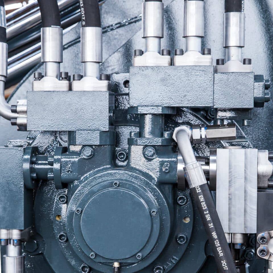 Flanges – Su socio de sistemas hidráulicos | HANSA-FLEX